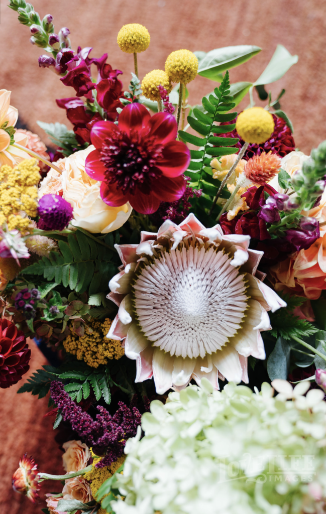 Wedding Florals 101: Tips and Tricks From A Wedding Planner