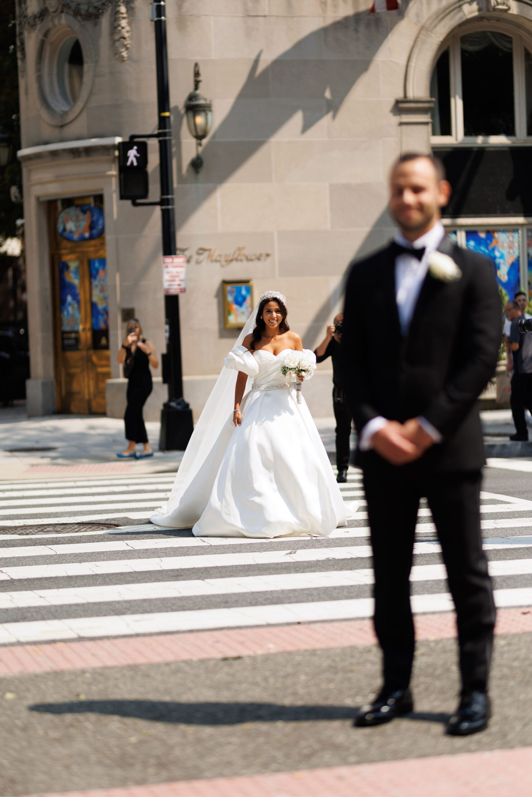 First Look vs No First Look: The Pros and Cons